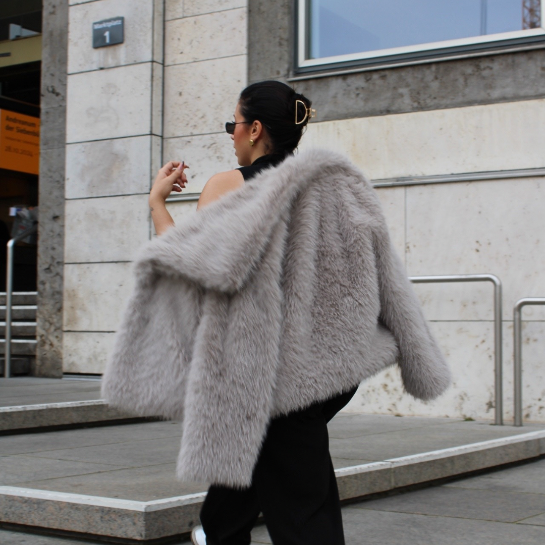 Trendy Faux Fur Jacke – niki-Shop.de